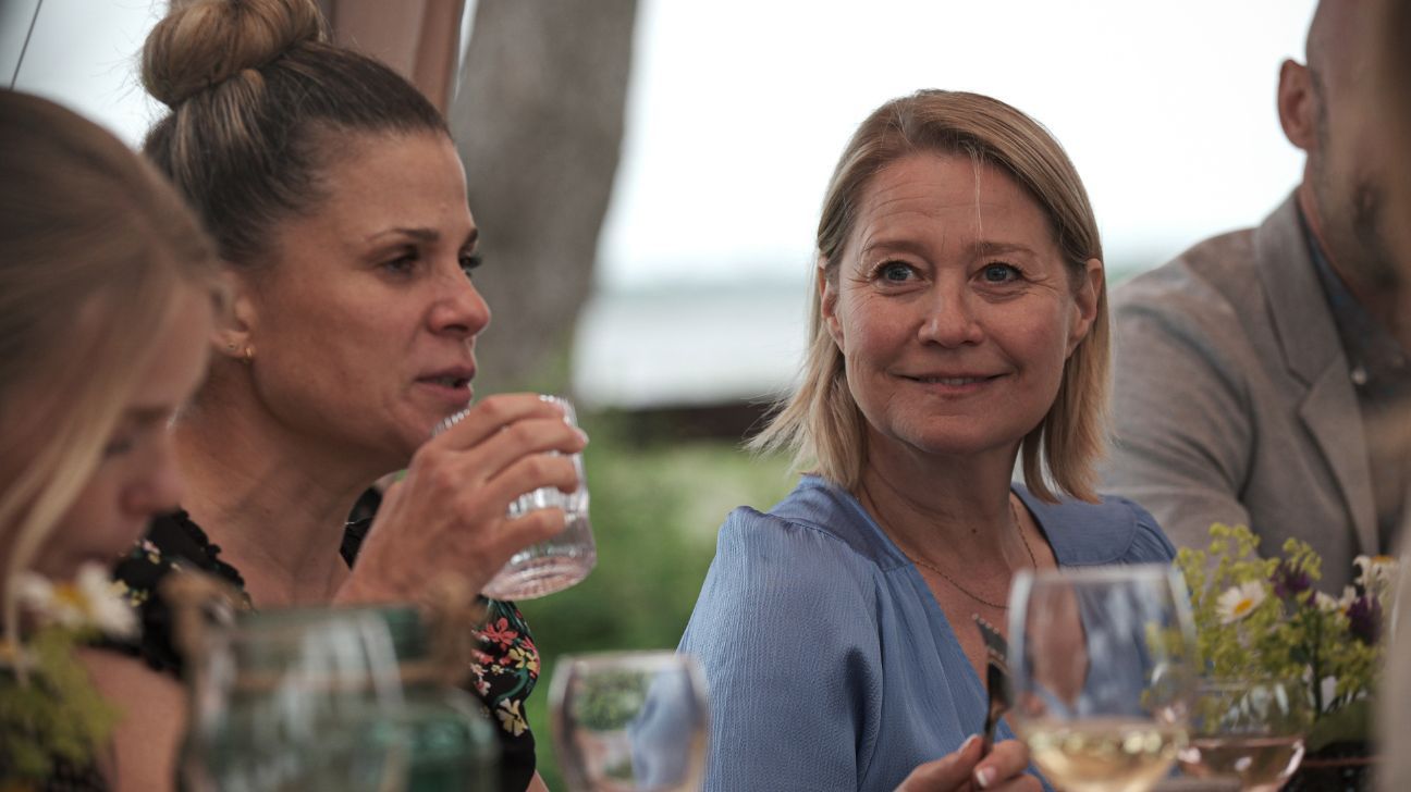 Begyndelser-anmeldelse – Trine Dyrholm og David Dencik genforenes i ...